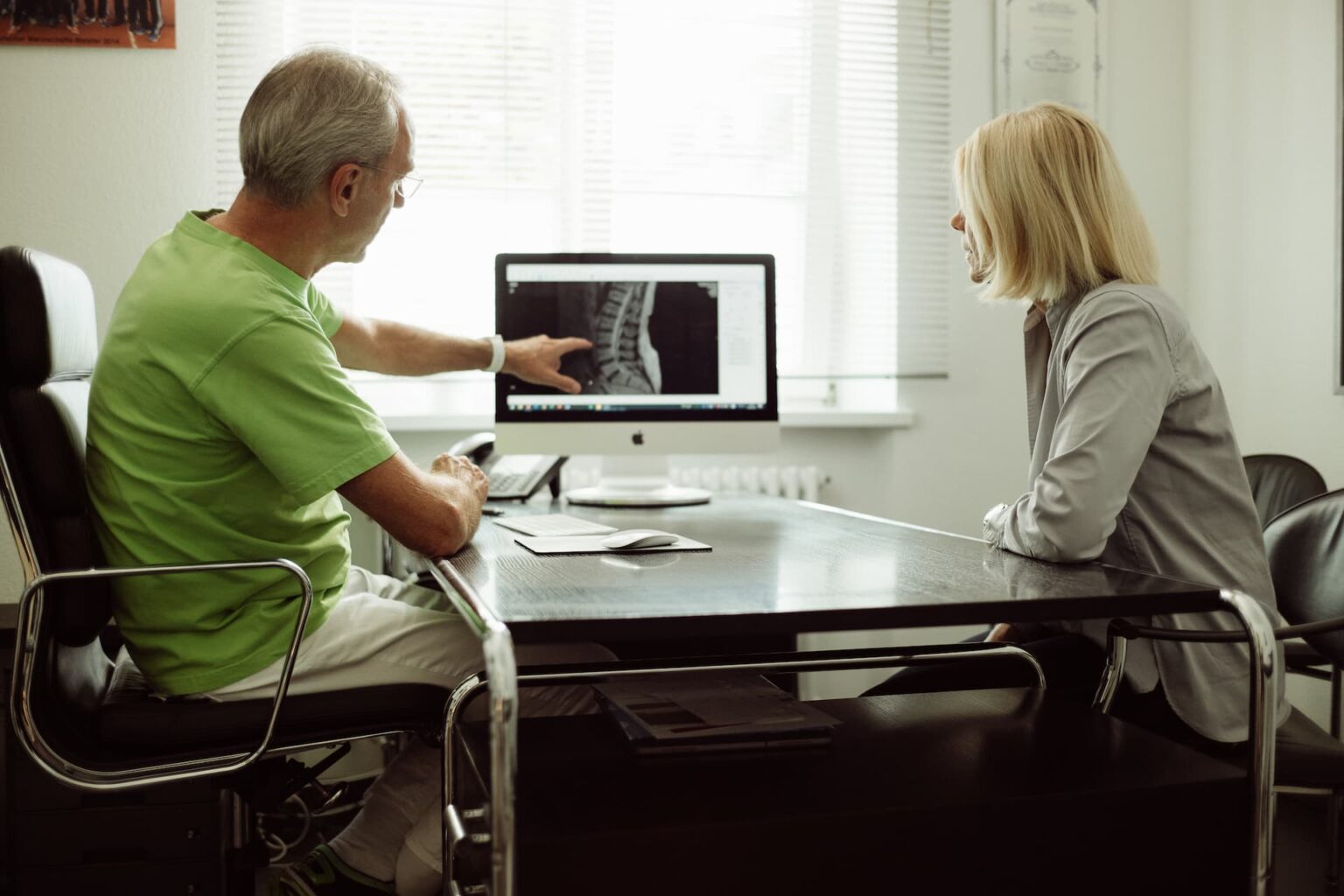 Dr. Jäger und Kollegen